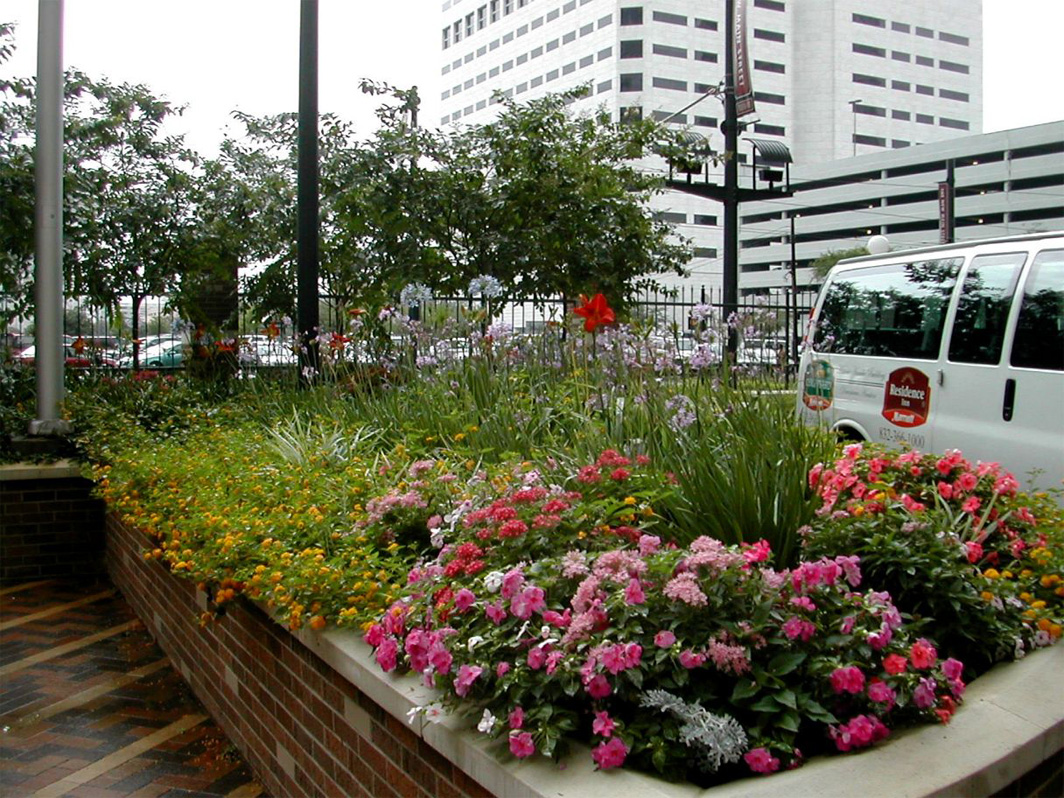 Roof Gardens that are Gentle on the Roof - Perlite Institute